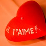 Lumanare INIMA 3D - Arde Clipa